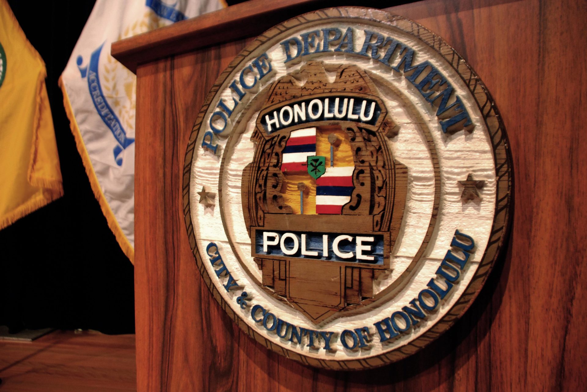 Promotion Ceremony Held for HPD Officers, Civilians - Honolulu Police ...