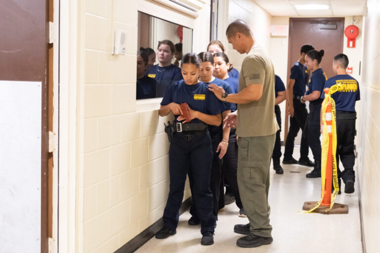 Law Enforcement Explorers Program (L.E.E.P.) - Honolulu Police Department